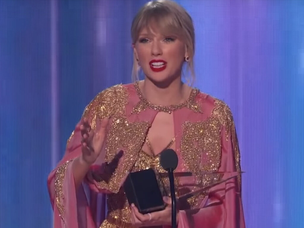 taylor-swift-ama-2019 - Odi O'Malley
