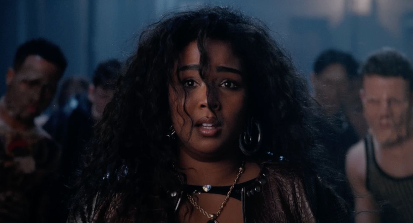 Para desgracia de Nina en 'OT 2', Lizzo abandona el funky en 'Love In ...