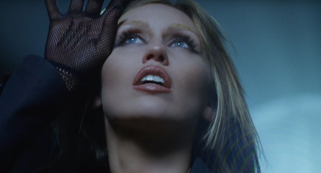 Miley Cyrus lanza el tráiler de su álbum visual, anunciado en clave Aída Nízar - Odi O'Malley